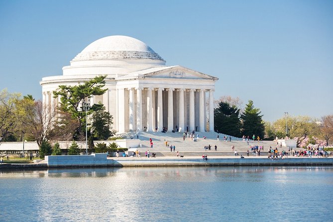 Private Transfer from Washington to National Airport DCA in Luxury SUV - FAQs