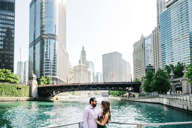 Private Vacation Photography Session with Local Photographer in Chicago - FAQ