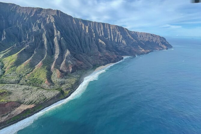 R44 Private Tour of Kauai Doors ON - Exploring Kauai from the Skies: An In-Depth Look at the R44 Private Tour with Doors ON