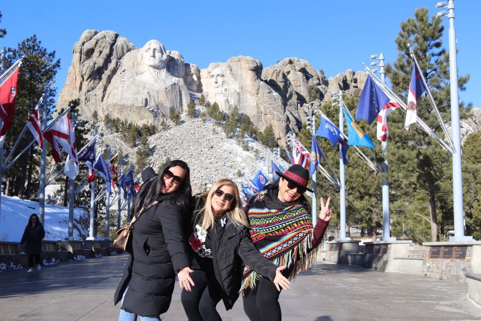 Rapid City: Black Hills and Mt Rushmore Day Tour with Lunch - Key Points