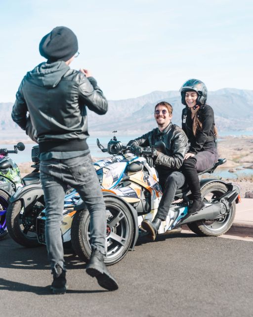 Red Rock Canyon: Couples Private Guided Trike Tour! - Starting Point & First Impressions