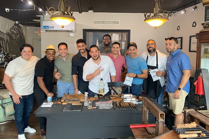 Roll Your Own Cigar in Miami - A Detailed Look at the Cigar Rolling Experience