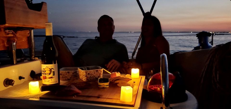 Romantic Private Sailing in Miami - FAQs