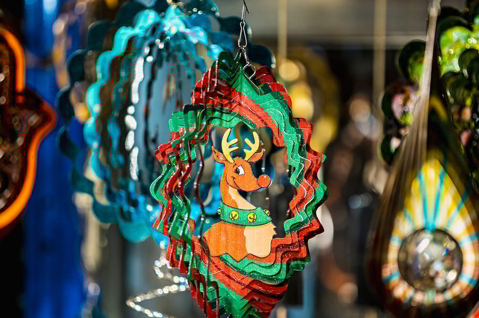 San Diego: Holiday Lights and Sights Trolley Tour - Who Should Consider This Tour?