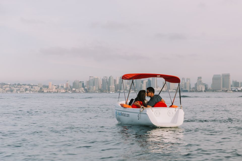 San Diego: San Diego Bay Dog-Friendly Eco Pedal Boat Rentals - Key Points