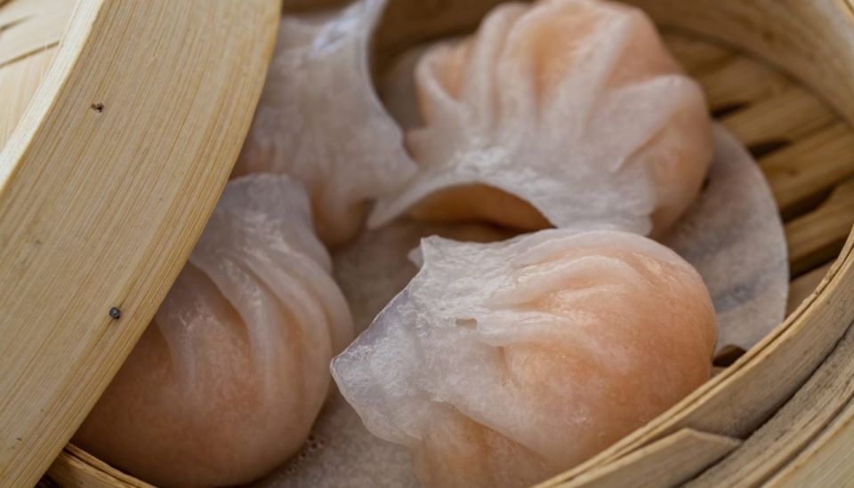 San Francisco: Secret Food Tour of North Beach and Chinatown - Sweet Italian Ice Cream and Famous Landmarks