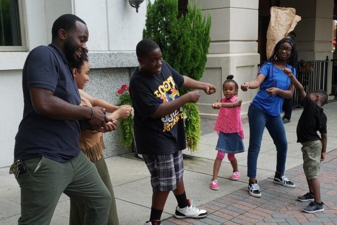 Scavenger Hunt in Chicago by Wacky Walks - What Is the Chicago Scavenger Hunt by Wacky Walks?