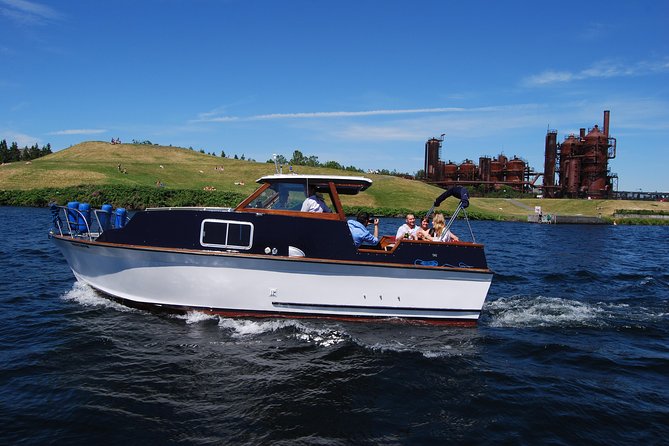 Seattle's Favorite Sightseeing Floating Homes Cruise - BYOB!