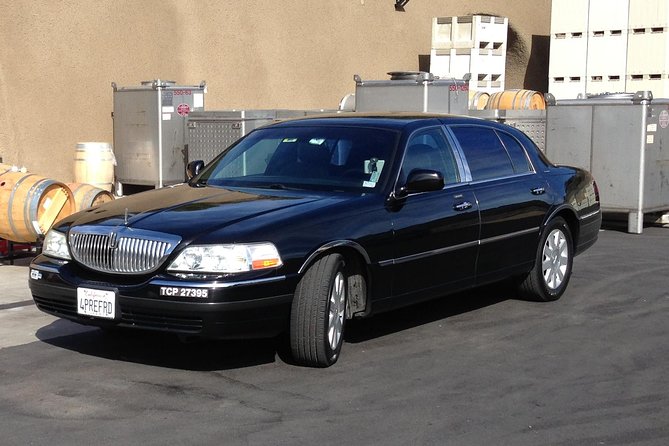 Sedan Airport Transfer from SFO to Napa (one way)