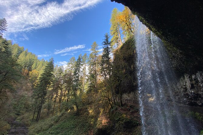 Silver Falls Waterfall Hiking Tour from Portland