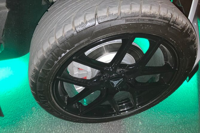 Slingshot Rental - Authentic Insights from Reviewers