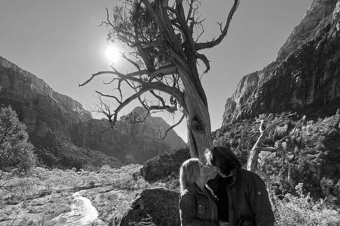 Small Group Guided Photography and Walking Tour of Zion - Practical Details and Tips