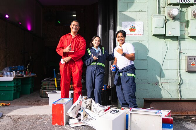 Smash Lab Rage Room & Splatter Art Paint Studio Combo in Hawaii - What to Expect From the Experience