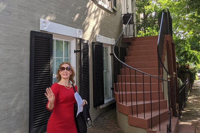 Socialites and Spies of Georgetown Walking Tour - In-Depth Look at the Stops
