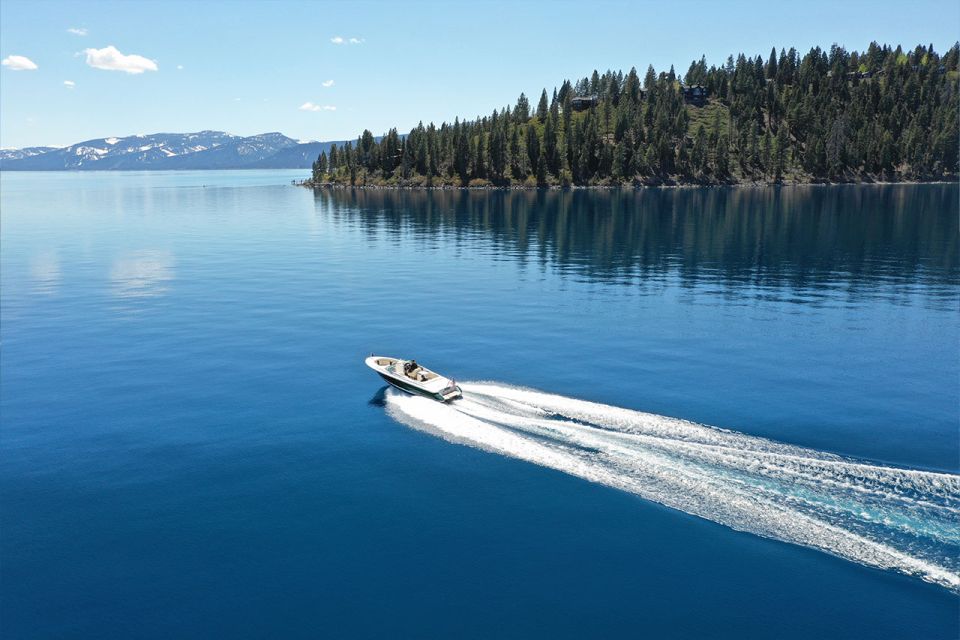 South Lake Tahoe: Private Daytime Boat Charter for 2-6 Hours