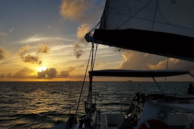 Sunset Sail in Miami: Complimentary Champagne Toast - FAQ