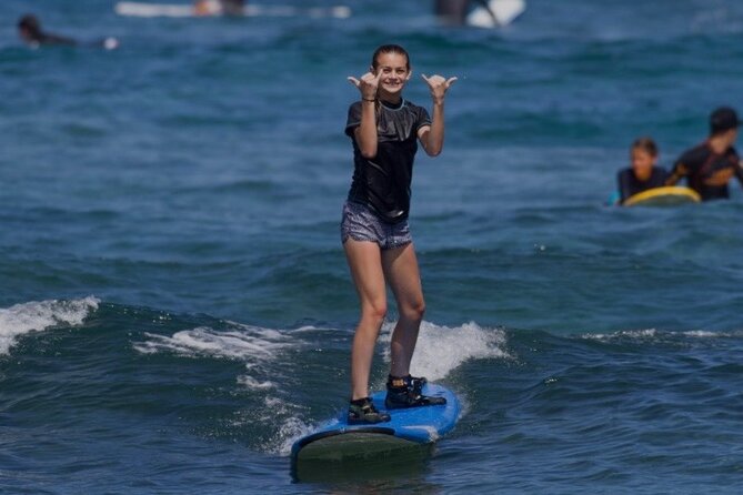 Surf lessons for beginners in Waikiki - The Sum Up
