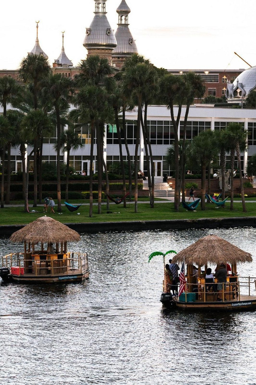 Tampa Bay: Downtown Tampa Tiki Cruise