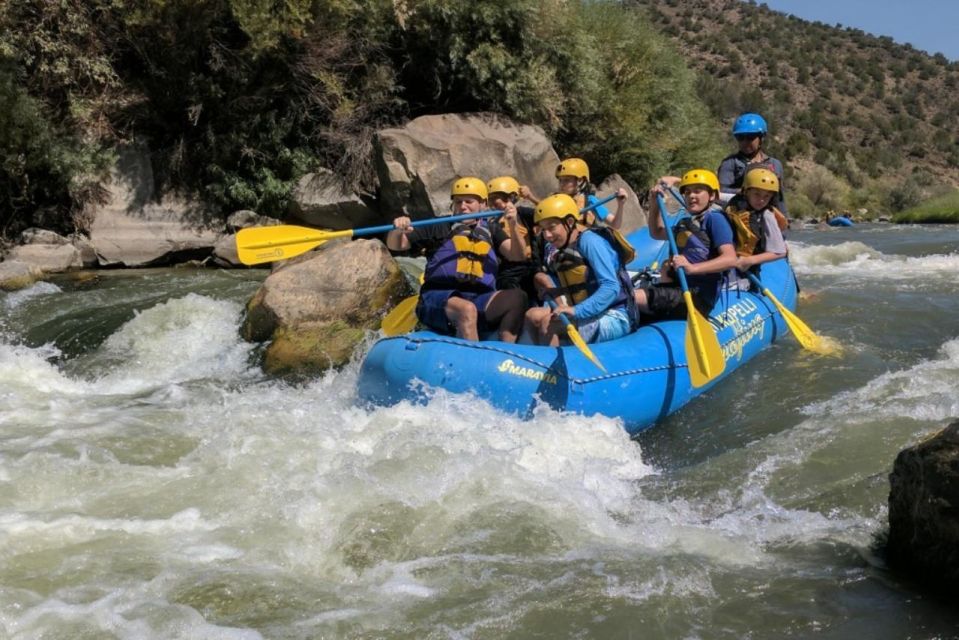 Taos/Santa Fe: Rio Grande Racecourse Whitewater Rafting - The Role of Guides and Authenticity