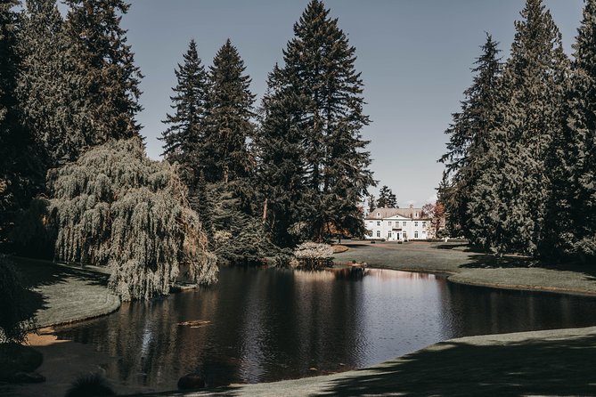 The Bloedel Reserve & Sightseeing - What Makes This Tour Stand Out?