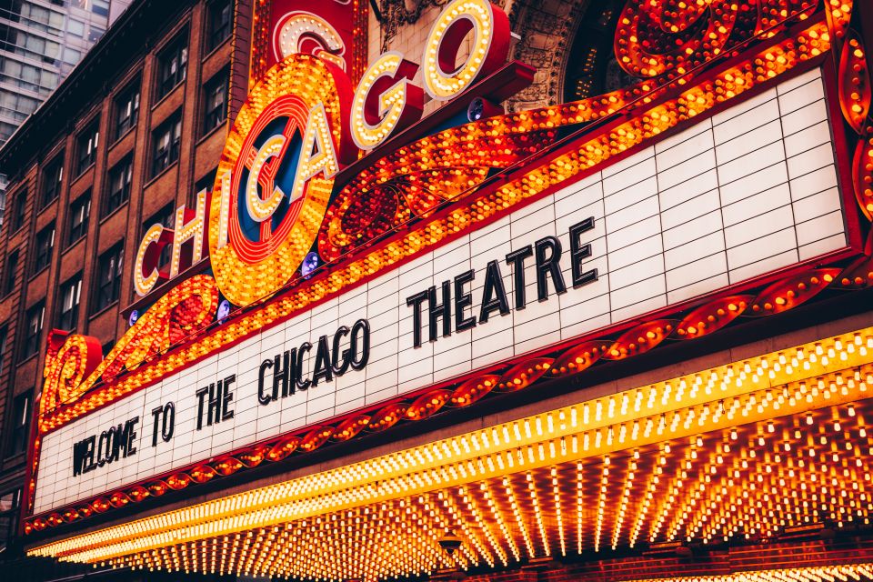 The Chicago Theatre Tour Experience - An In-Depth Look at the Chicago Theatre Tour