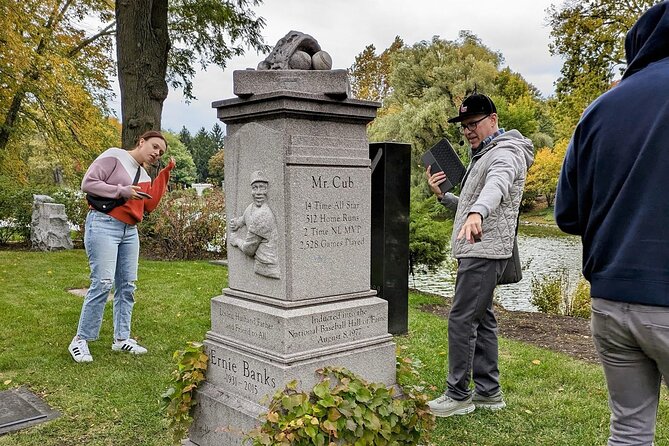 The Deep Pockets Of Graceland Cemetery Walking Tour - Who Will Enjoy This Tour?