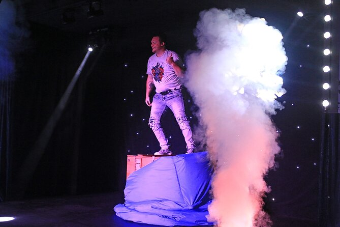 The MAXIMUM MAGIC Show Starring Noah & Heather Wells - Who Will Love This Show?