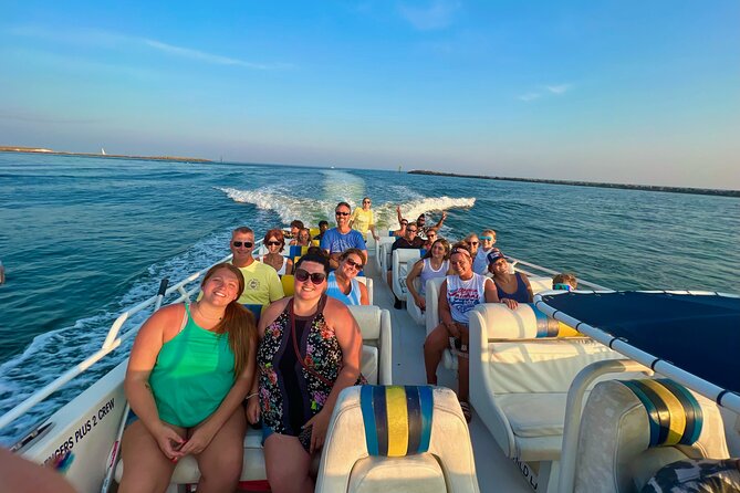 Thriller Speedboat Dolphin Tours in Destin Florida - Key Points