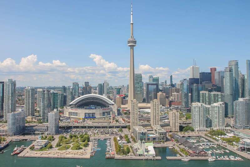 Toronto: Private Helicopter Tour for Two