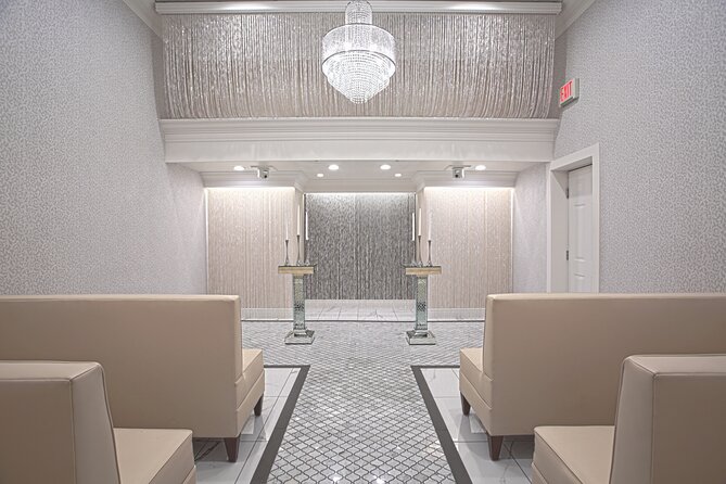 Traditional Las Vegas Wedding Package - Transportation and Accessibility