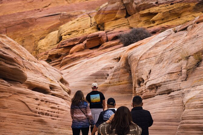 Valley of Fire Sunset Tour from Las Vegas - What to Expect and Wear