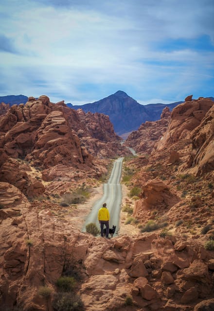 Valley of Fire Tour & Hike