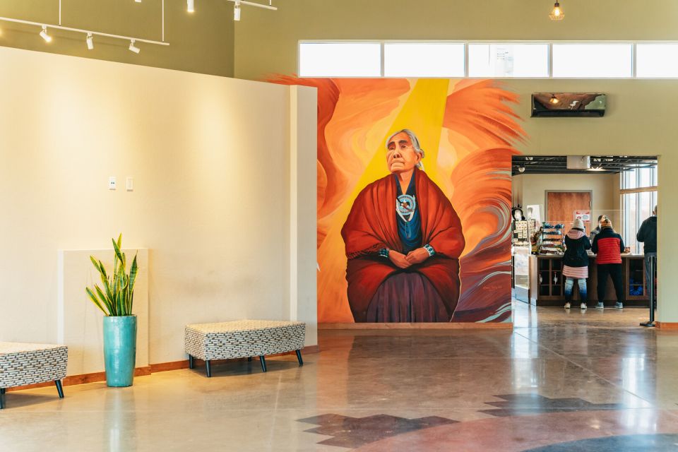 Vegas: Antelope Canyon & Horseshoe Bend Tour at Golden Hour - What Makes This Tour Stand Out?