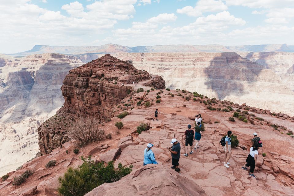 Vegas: Grand Canyon, Hoover Dam, Skywalk Option, & Two Meals - Authentic Experiences and Guides
