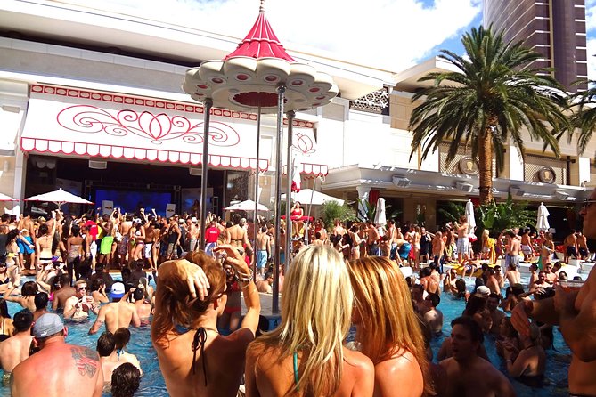 Vegas Pool Party Crawl by Party Bus w/ EZ Entry & Free Drinks - Authentic Feedback from Reviewers