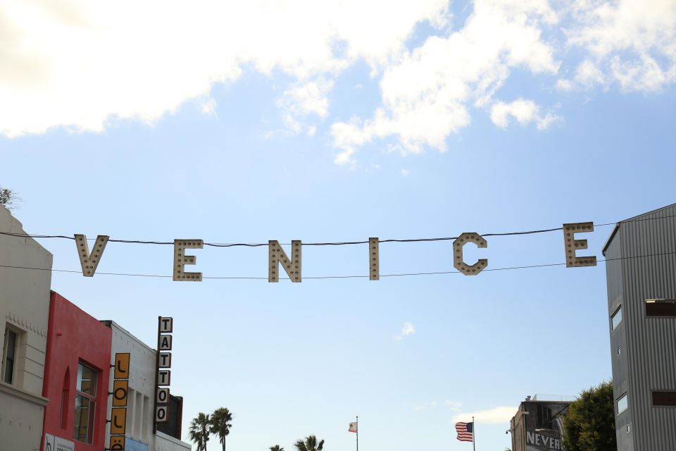 Venice California: Half Day Tour in Open Air Bus - Key Points