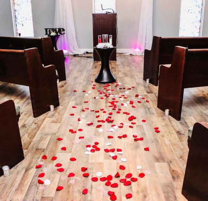 Viva Elvis Ceremony (Elvis) - What’s Not Included?