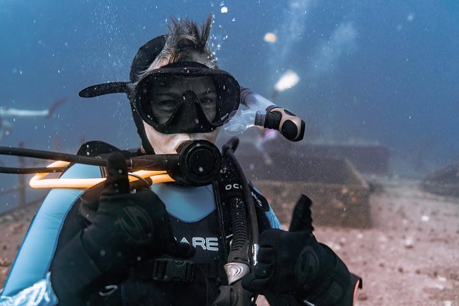 Waikiki 2 Tank World Class Wreck SCUBA Diving - Certified Only - Key Points