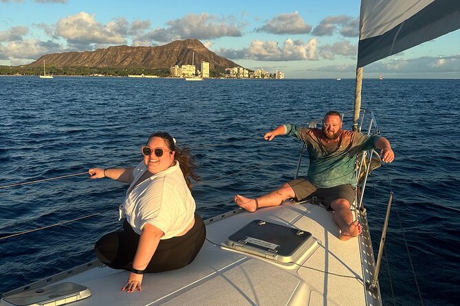 Waikiki private Day Tour and Sunset sail for couples - The Sum Up