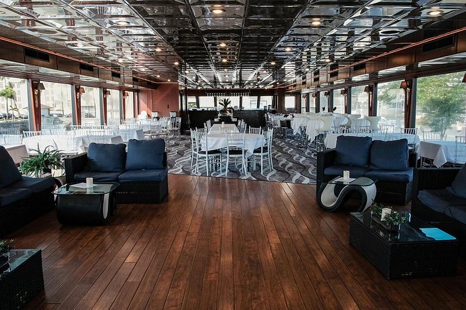 Waikiki Sunset Cocktail Cruise aboard the Majestic by Atlantis - What’s Included and What’s Not