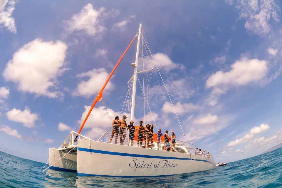 Waikiki Sunset Cocktail Cruise with Drinks and Appetizers - The Experience: Relaxed, Informative, and Authentic