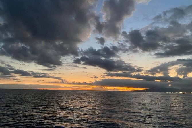 Waikiki to Diamondhead: Sunset BYOB Cruise - FAQ