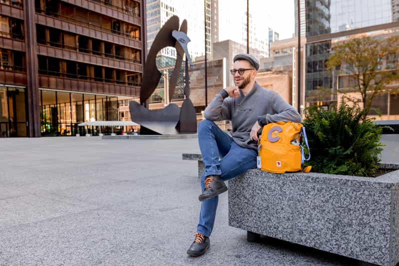 Walkin' with Colin: Chicago Tour du Jour - An In-Depth Look at Walkin with Colin: Chicago Tour du Jour