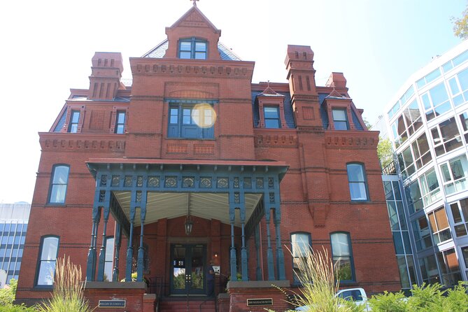 Washington DC Embassy Row: At your leisure & pace. Downloadable audiovisual tour - A Closer Look at the Itinerary