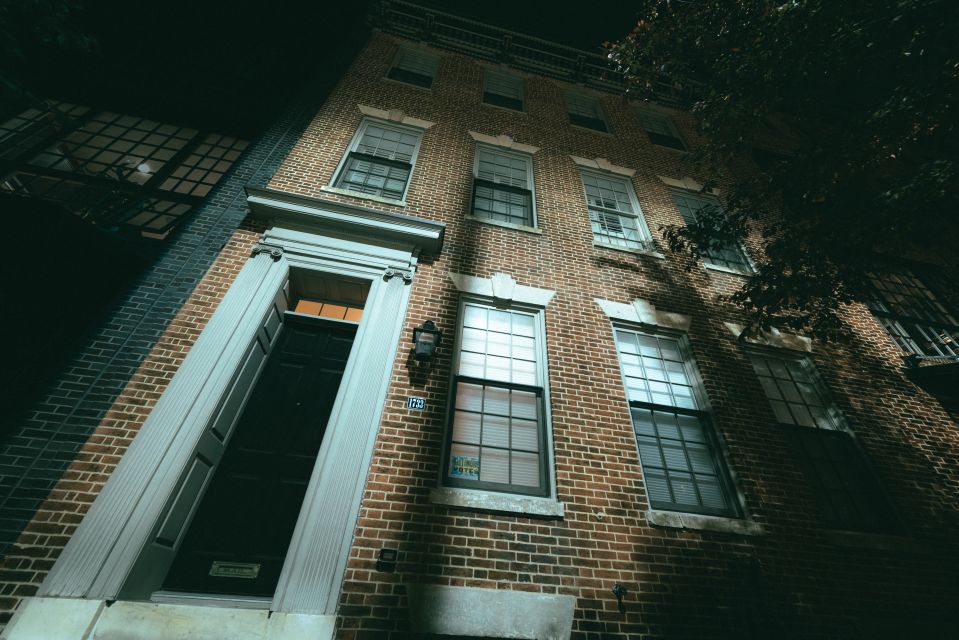Washington, DC: Ghosts and Spirits Haunted Walking Tour - Exploring the Itinerary: What You’ll Experience