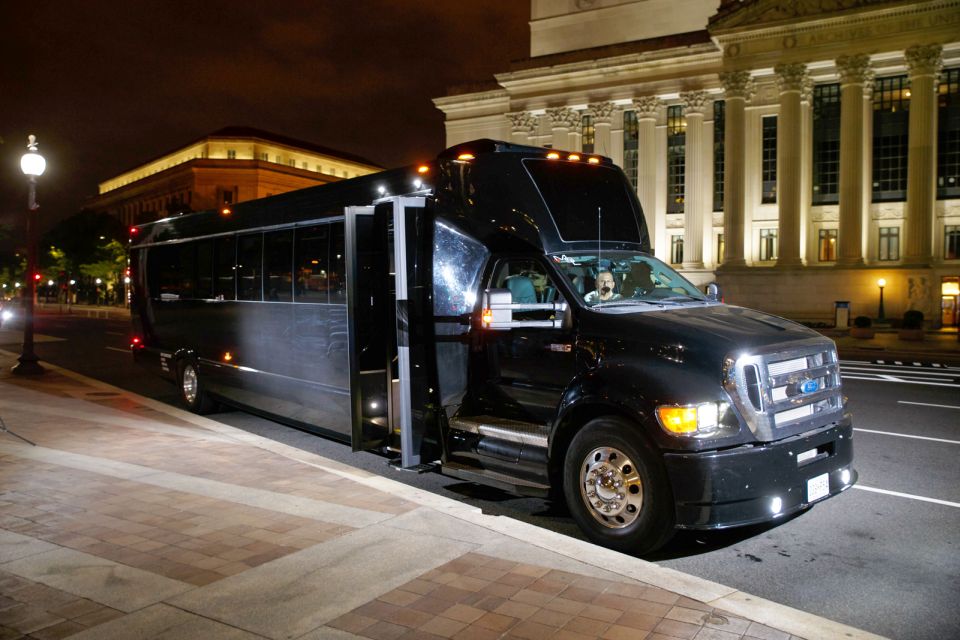 Washington, DC: Holiday Lights Nighttime Bus Tour - A Deep Dive into the Experience