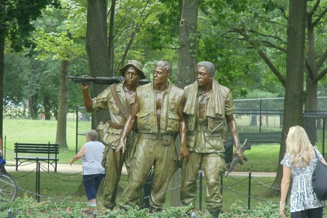 Washington DC Monuments self-guided walking tour & scavenger hunt - An In-Depth Look at the Tour