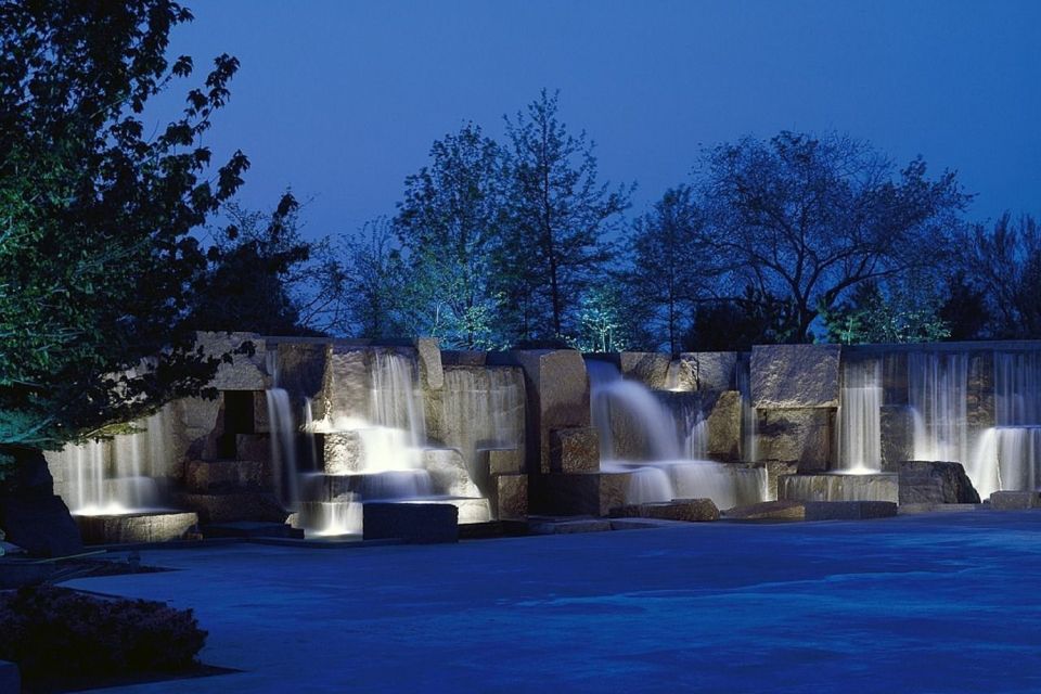 Washington DC: Night Under the Stars Bus & Walking Tour - FAQ