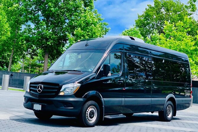 Washington DC Sight Seeing Private Tour-English or Spanish Option - Pass-by Landmarks and Neighborhoods