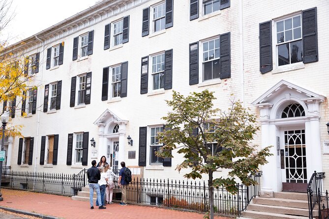 Washington: Potomac River Cruise & Guided Georgetown Walking Tour - Who Might Want To Skip It?